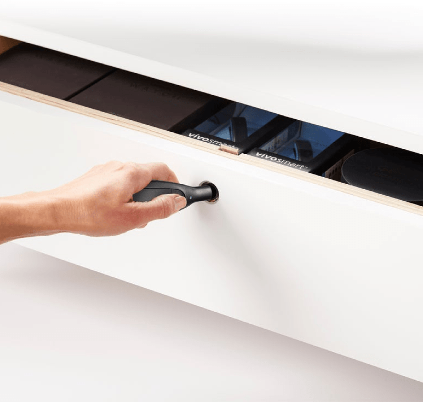 Self-Latching Drawer Lock | InVue